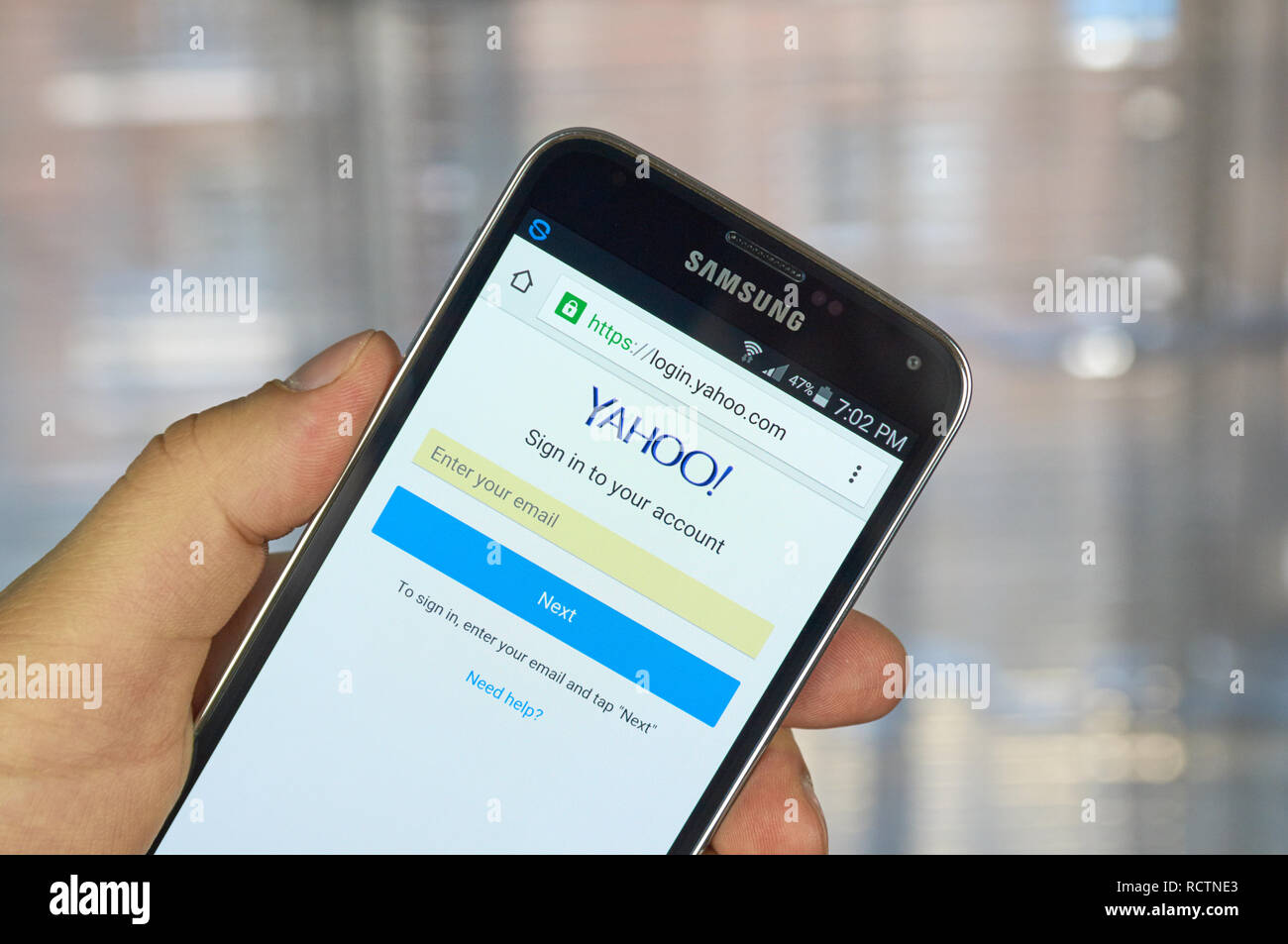 Yahoo symbol hi-res stock photography and images - Alamy