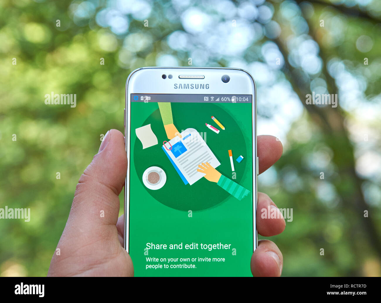 MONTREAL, CANADA - MAY 23, 2016 : Google Docs application on Samsung S7 ...