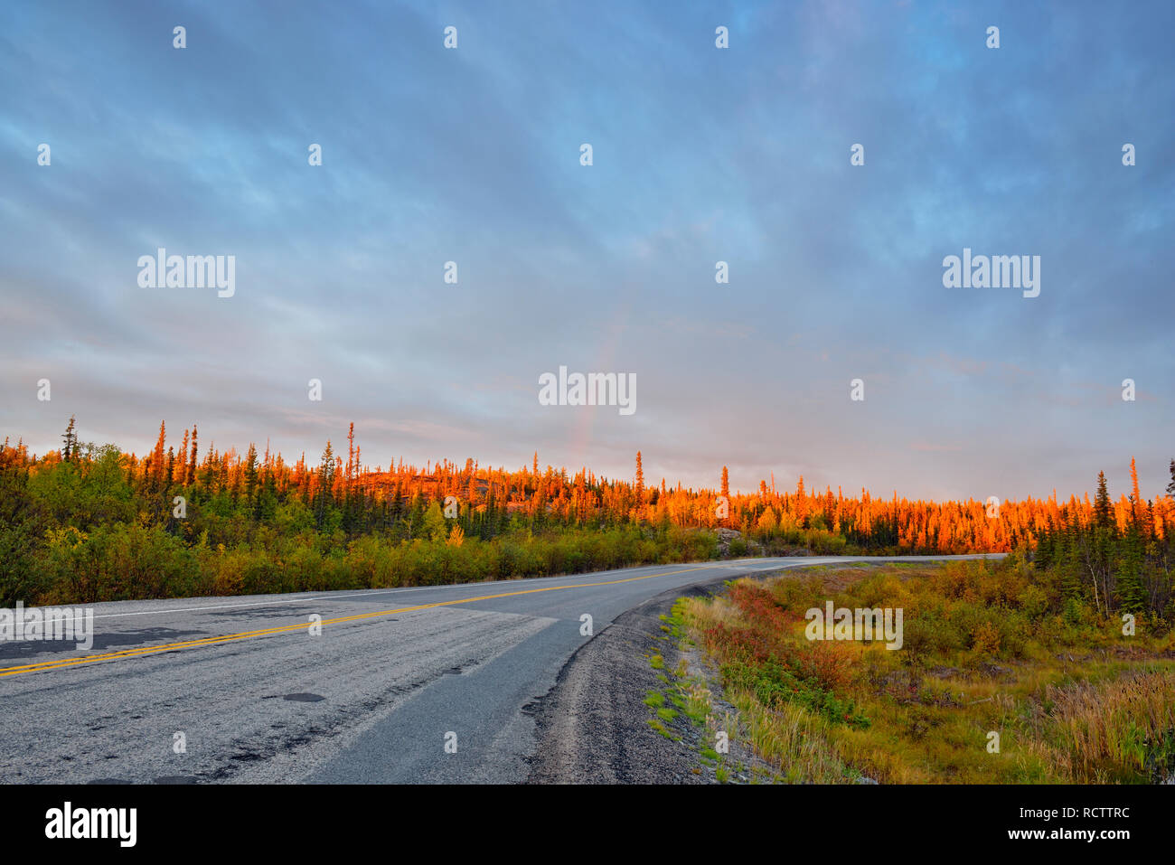 Roadway images hi-res stock photography and images - Alamy
