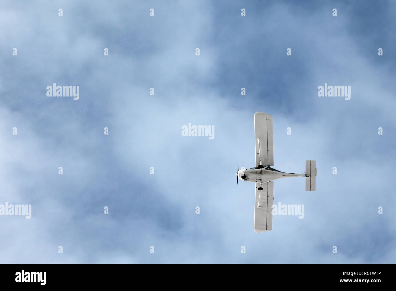 Wing motor turbine hi-res stock photography and images - Alamy
