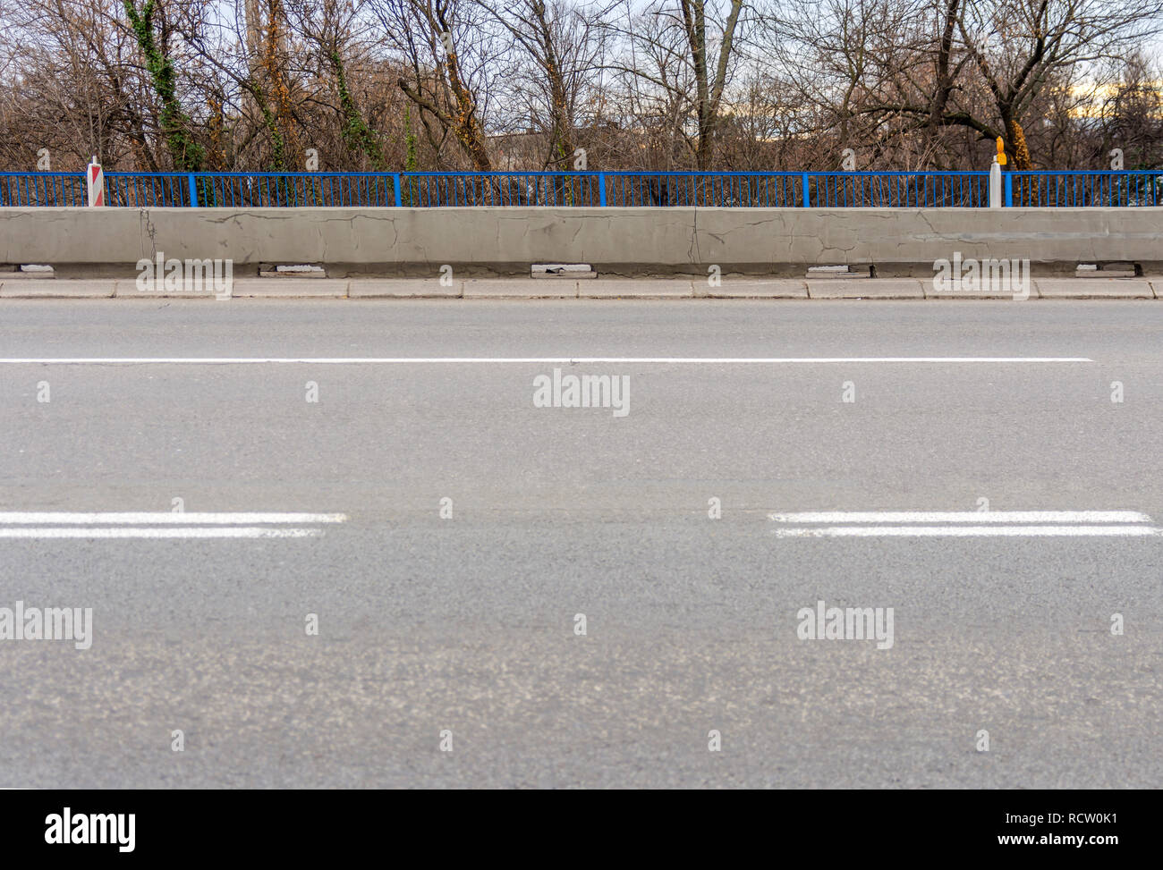 Asphalt empty city road with sidewalk and two lane for traffic Stock ...