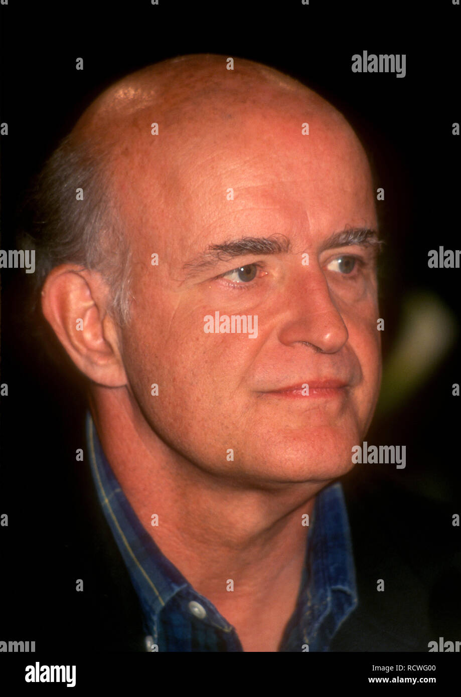 UNIVERSAL CITY, CA - SEPTEMBER 13: Actor Peter Boyle attends Press ...