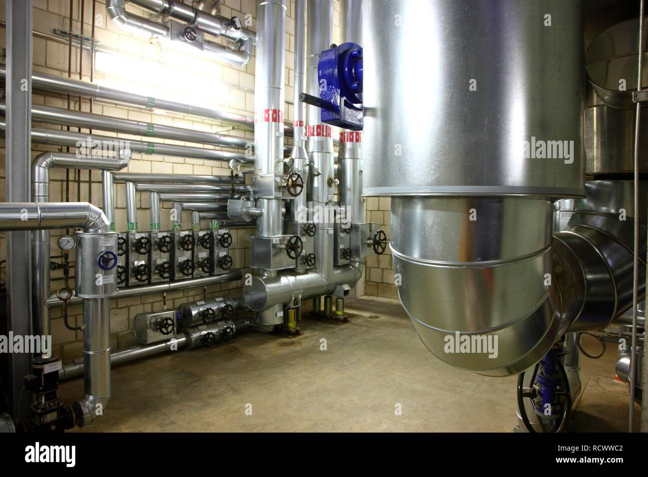 Pipe, pipelines in a power plant, pipelines used for hot vapour and ...