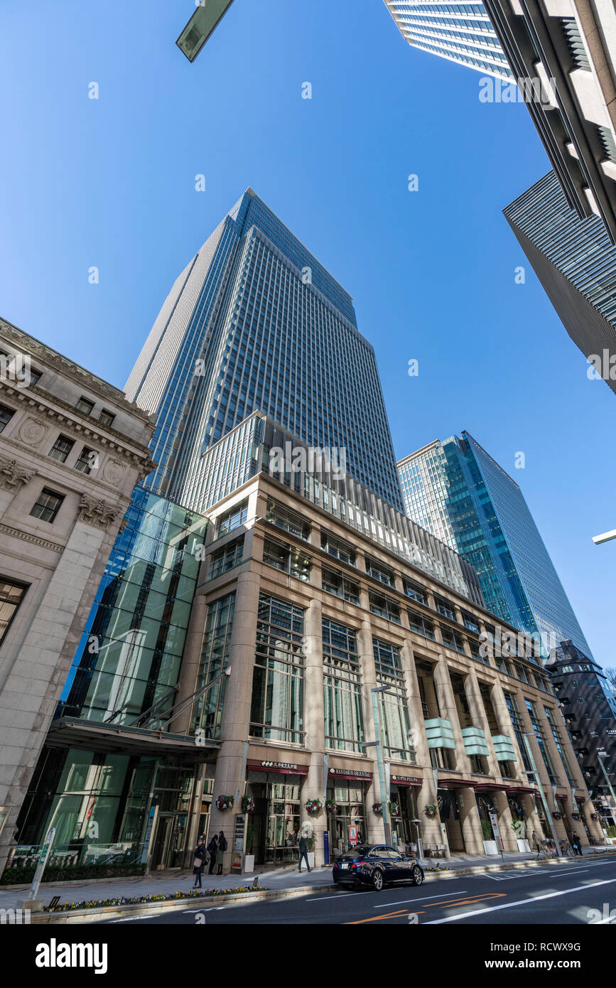 Nihonbashi Mitsui Building, Chuo-Ku, Tokyo, Japan Stock Photo - Alamy