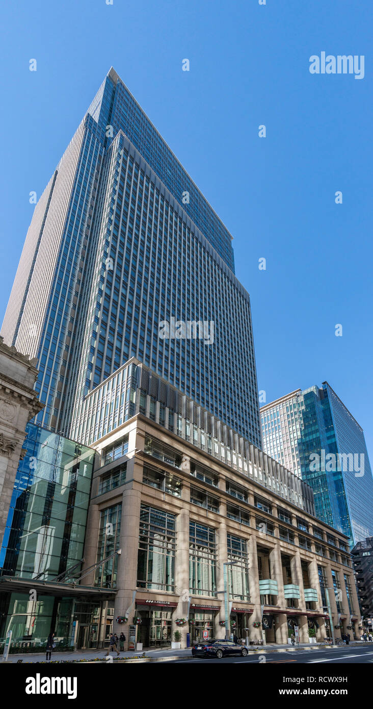 Nihonbashi Mitsui Building, Chuo-Ku, Tokyo, Japan Stock Photo - Alamy
