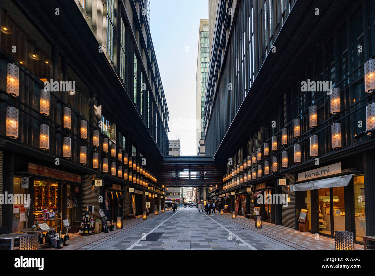 Coredo tokyo hi-res stock photography and images - Alamy