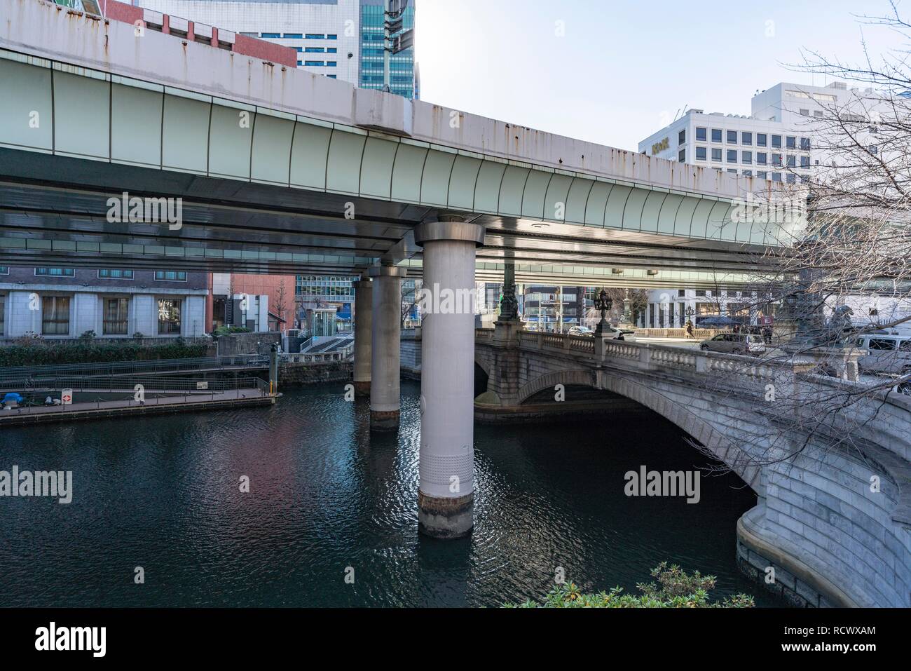 Tokyo bridge nihon hi-res stock photography and images - Alamy