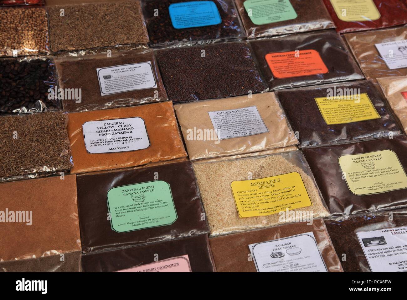 Zanzibar spice market hi-res stock photography and images - Alamy