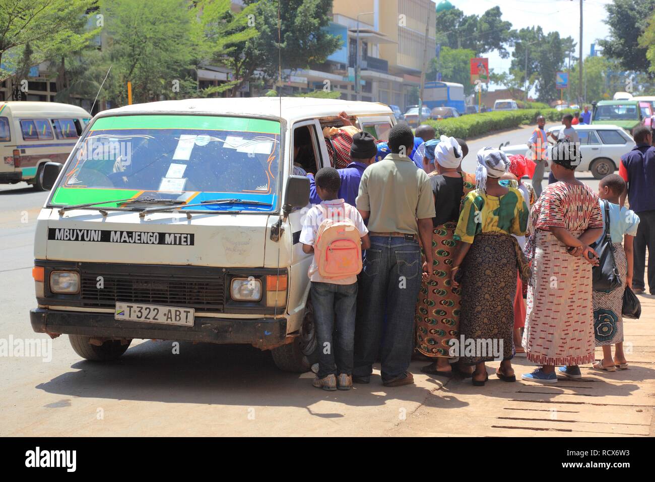 Share taxi hi-res stock photography and images - Alamy