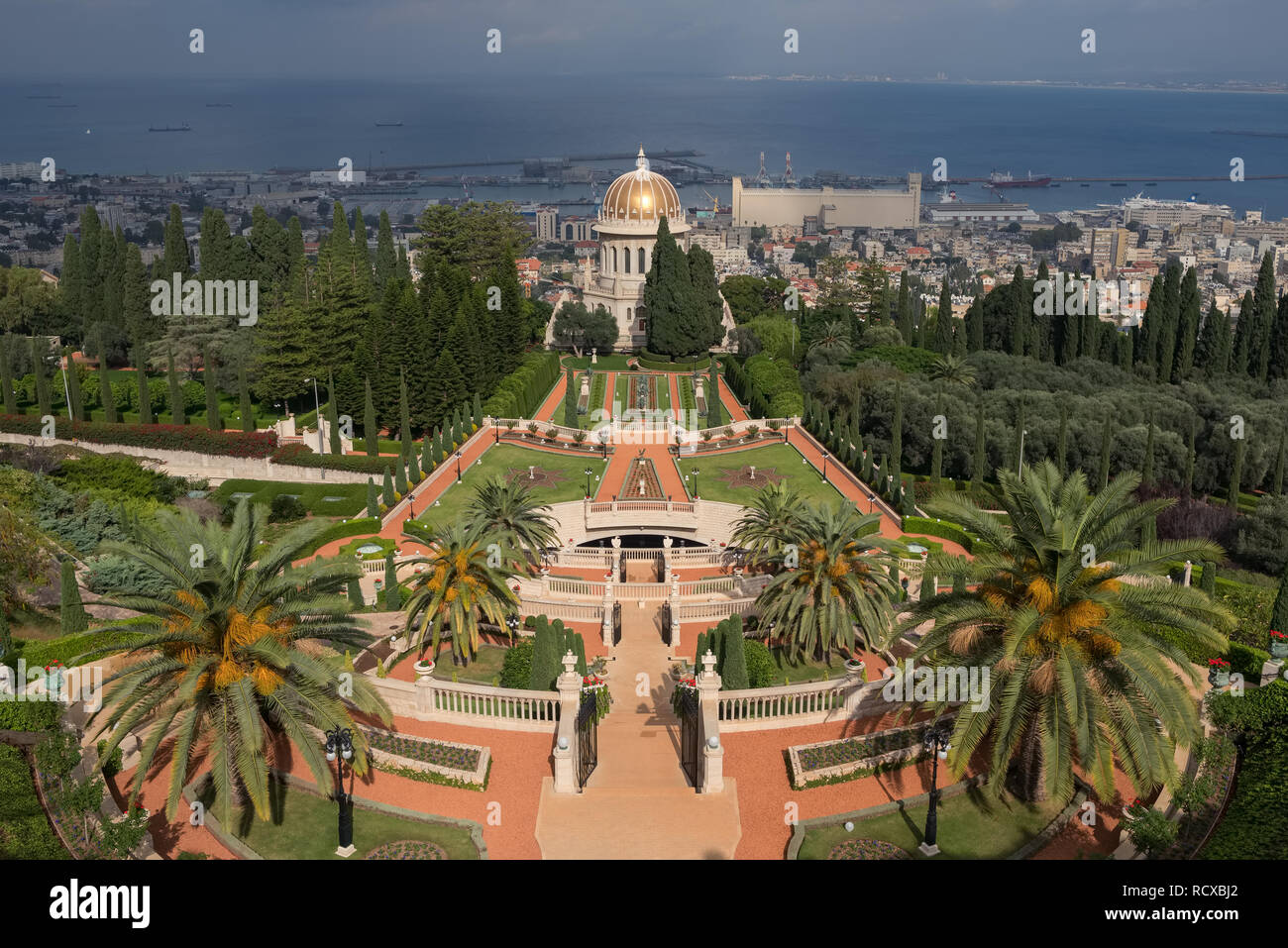 Israel haifa bahai temple hi-res stock photography and images - Alamy