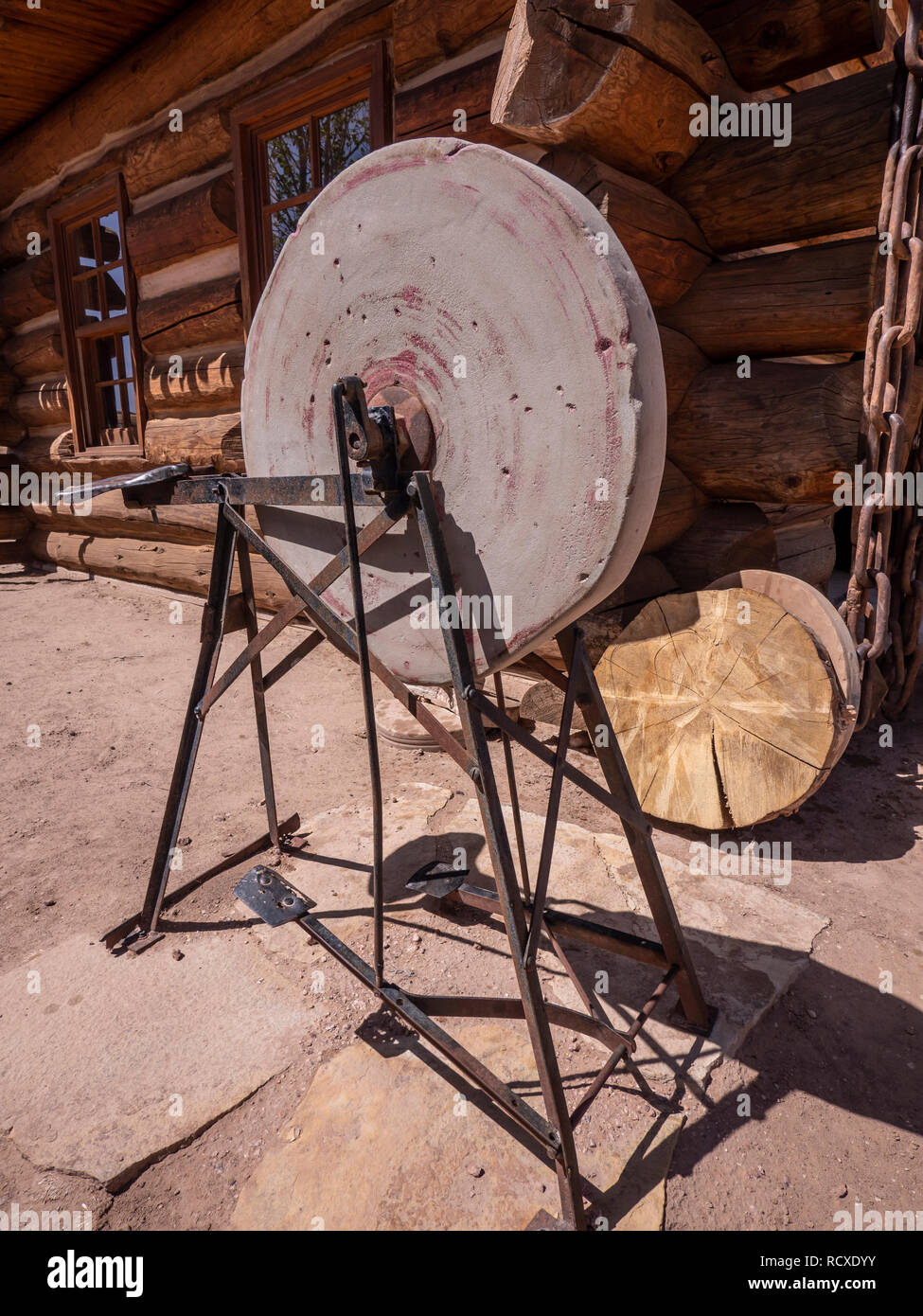 Grinding wheel hi-res stock photography and images - Alamy