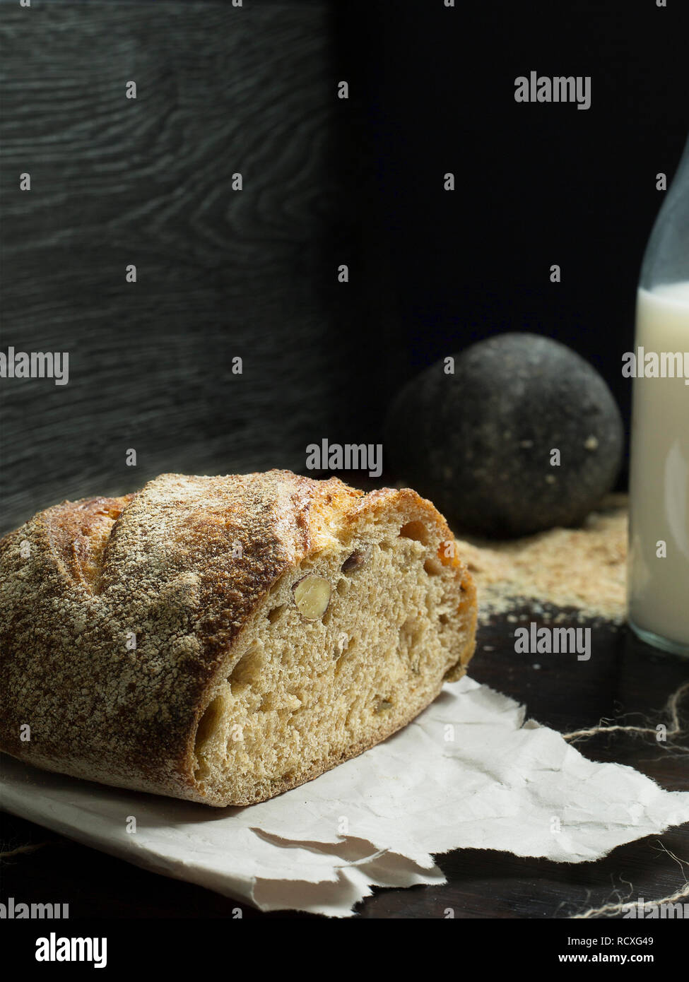 Whole grain bread walnut hi-res stock photography and images - Alamy