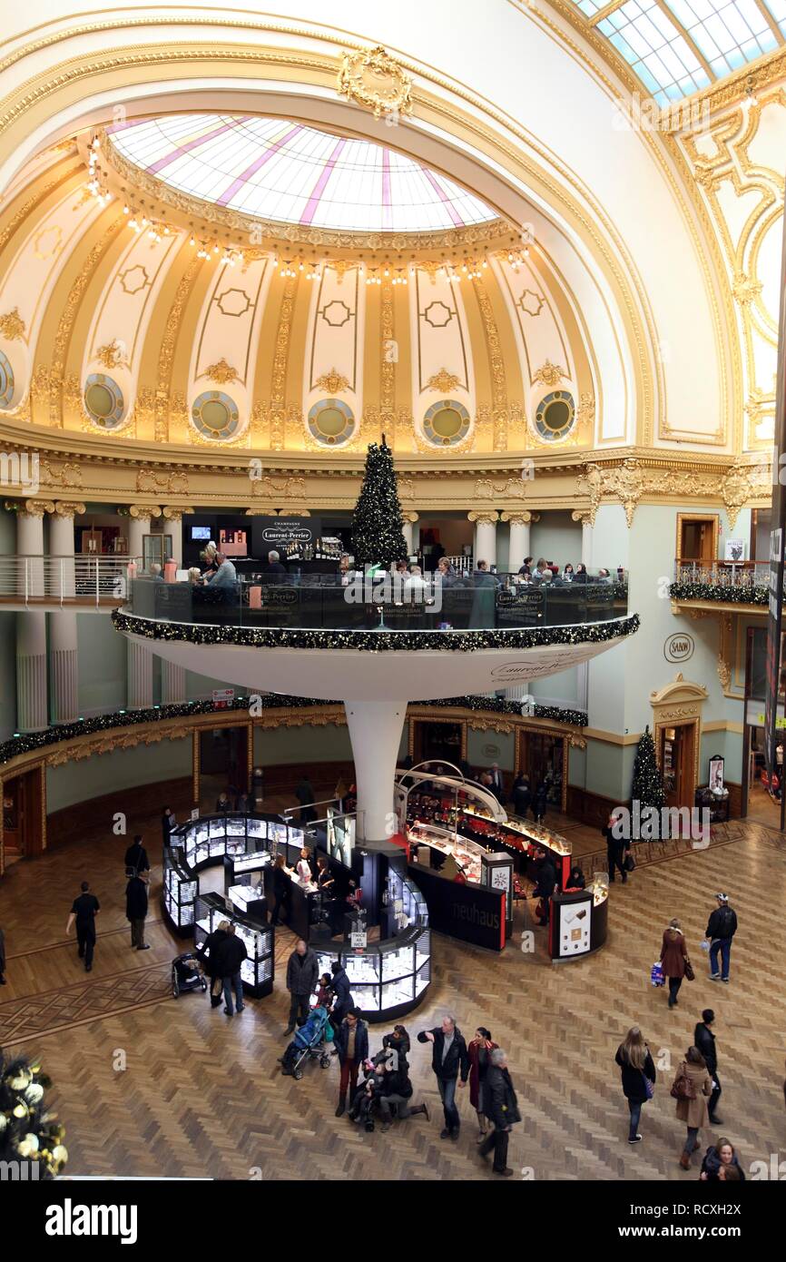 Stadsfeestzaal Antwerp shopping mall, in a neoclassical building from ...