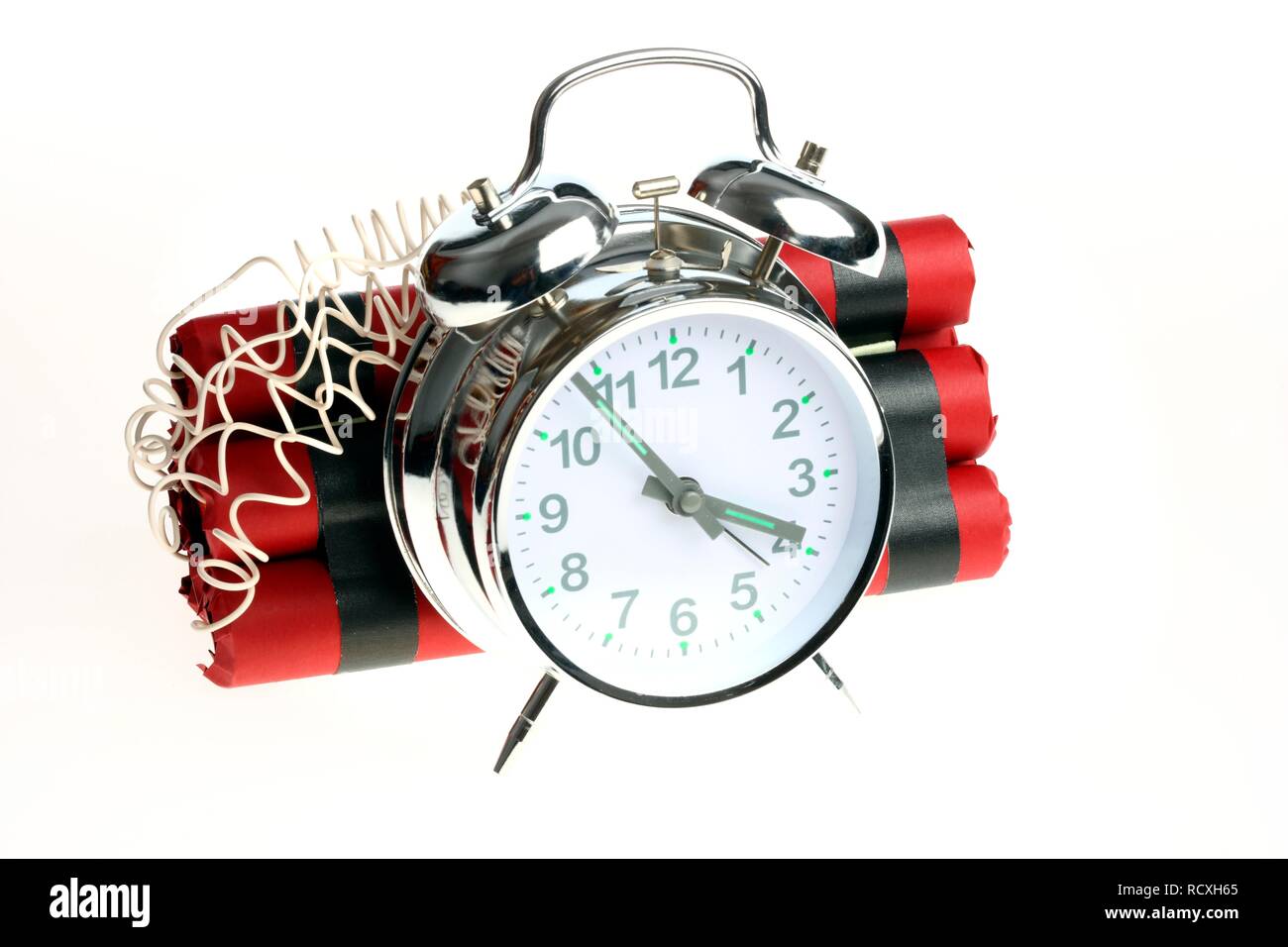 Time bomb which can be triggered by an alarm clock, symbolic image ...