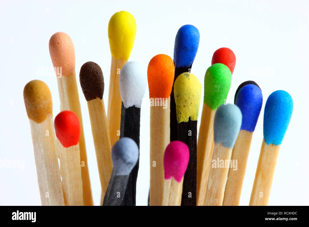 Matches, with different coloured match heads and sticks Stock Photo - Alamy