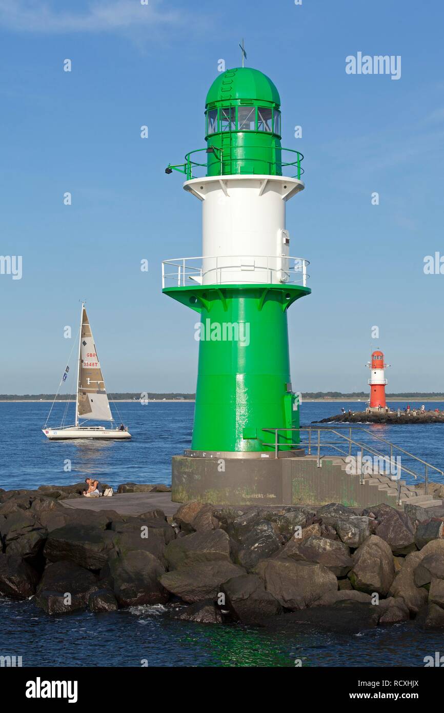 Lighthouses hi-res stock photography and images - Alamy