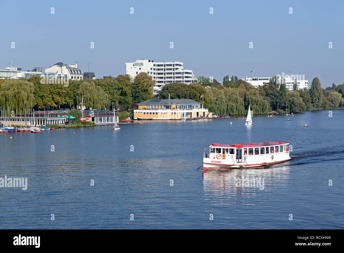 Building outer alster lake hi-res stock photography and images - Alamy