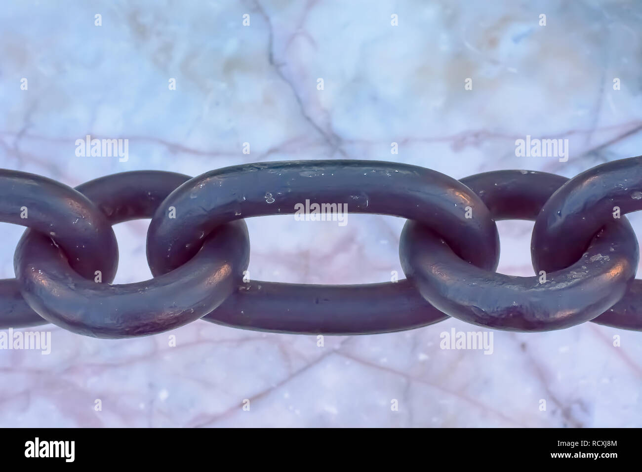 Heavy duty rusty chains hi-res stock photography and images - Alamy