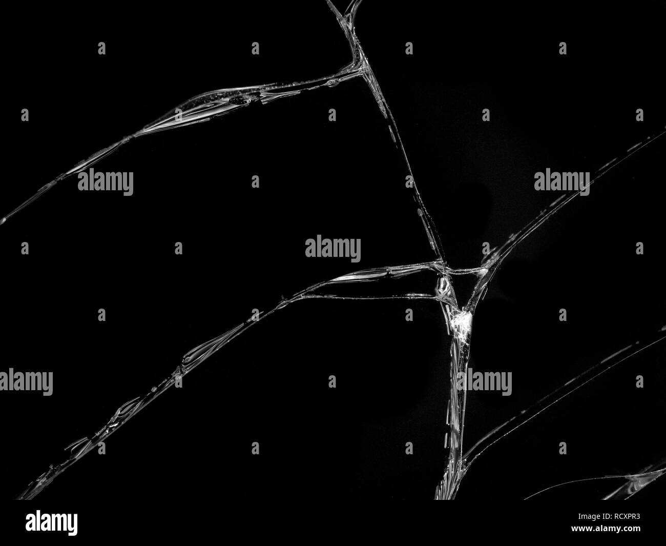 Cracked glass texture on black background. Isolated realistic cracked glass effect Stock Photo ...