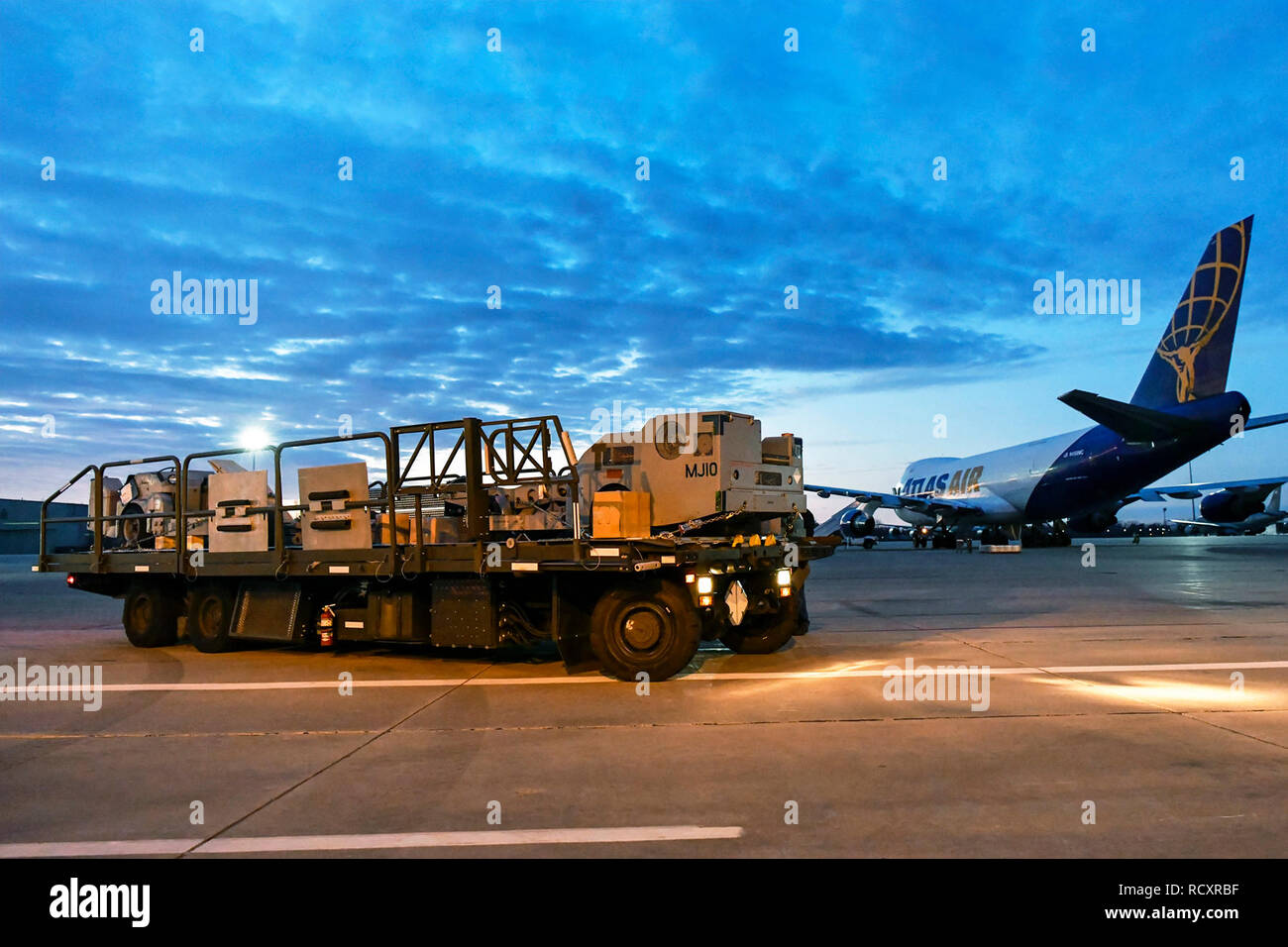 K loader hi-res stock photography and images - Alamy