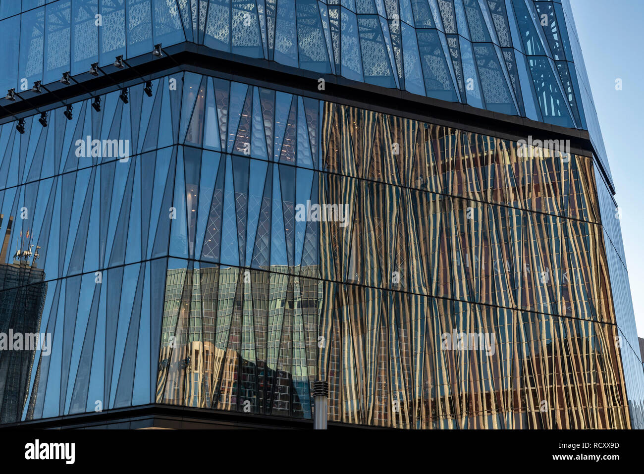 Tokyu plaza ginza hi-res stock photography and images - Alamy