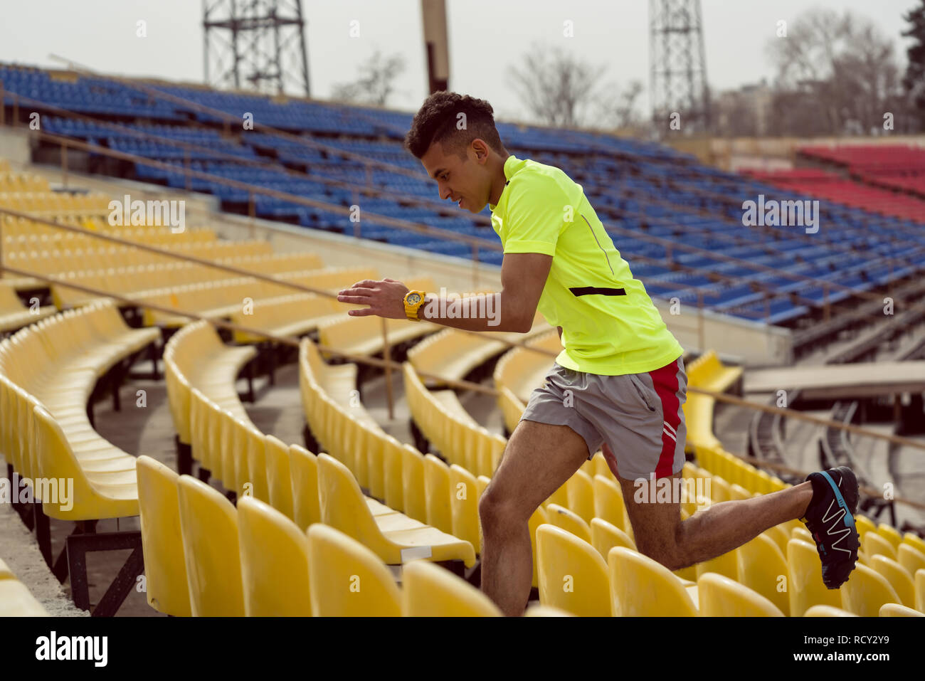 Running stairs stadium hi-res stock photography and images - Alamy