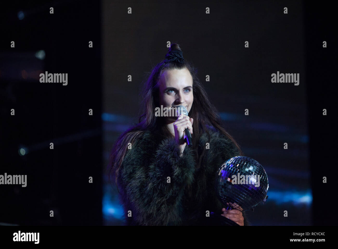 The Danish singer and songwriter MØ wins the award Trendsetter of the ...