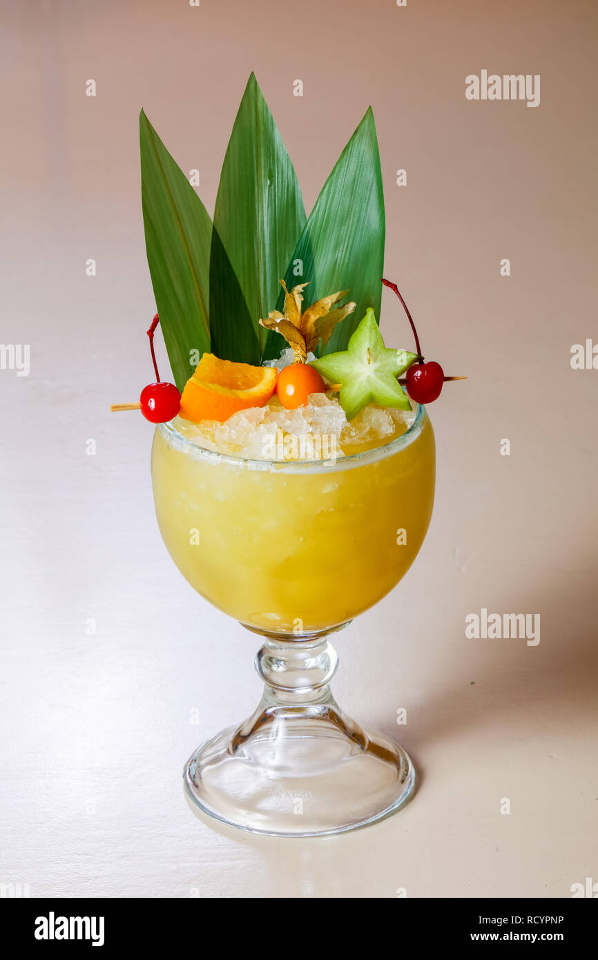 Hawaii cocktail bar drink Stock Photo - Alamy