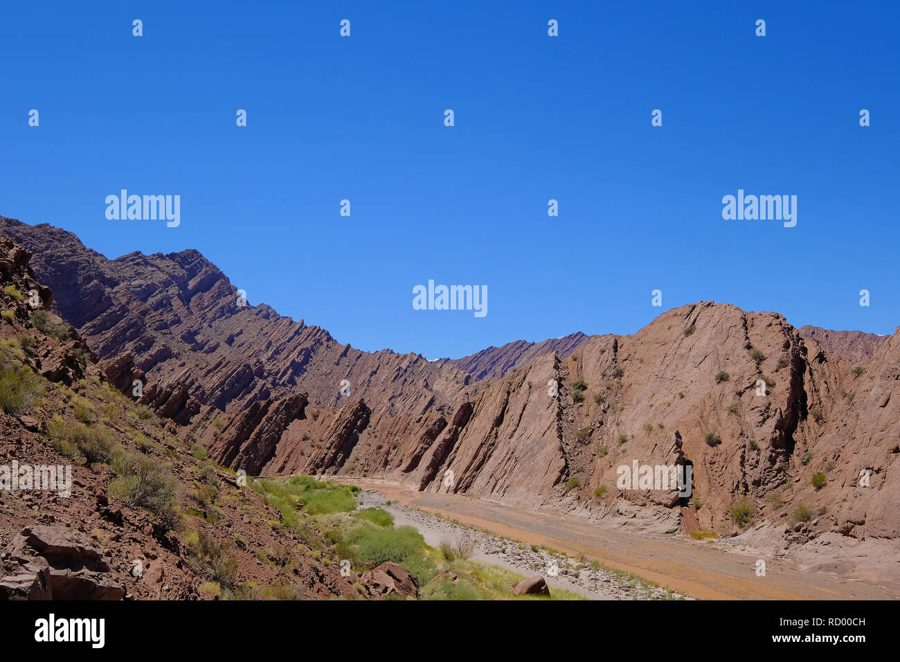 Sedimentary rock layers chile hi-res stock photography and images - Alamy