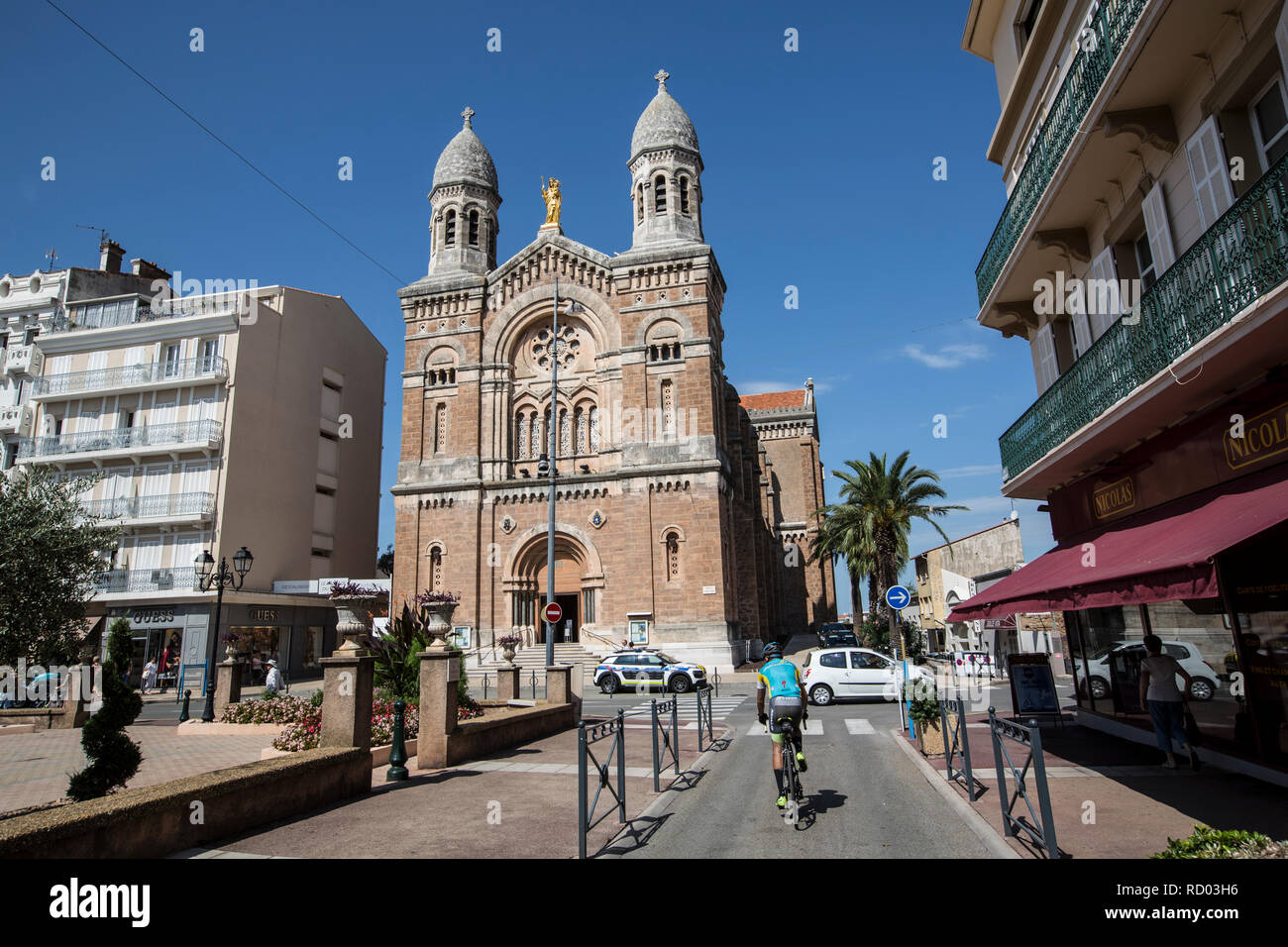 Saint raphael france beach hi-res stock photography and images - Alamy
