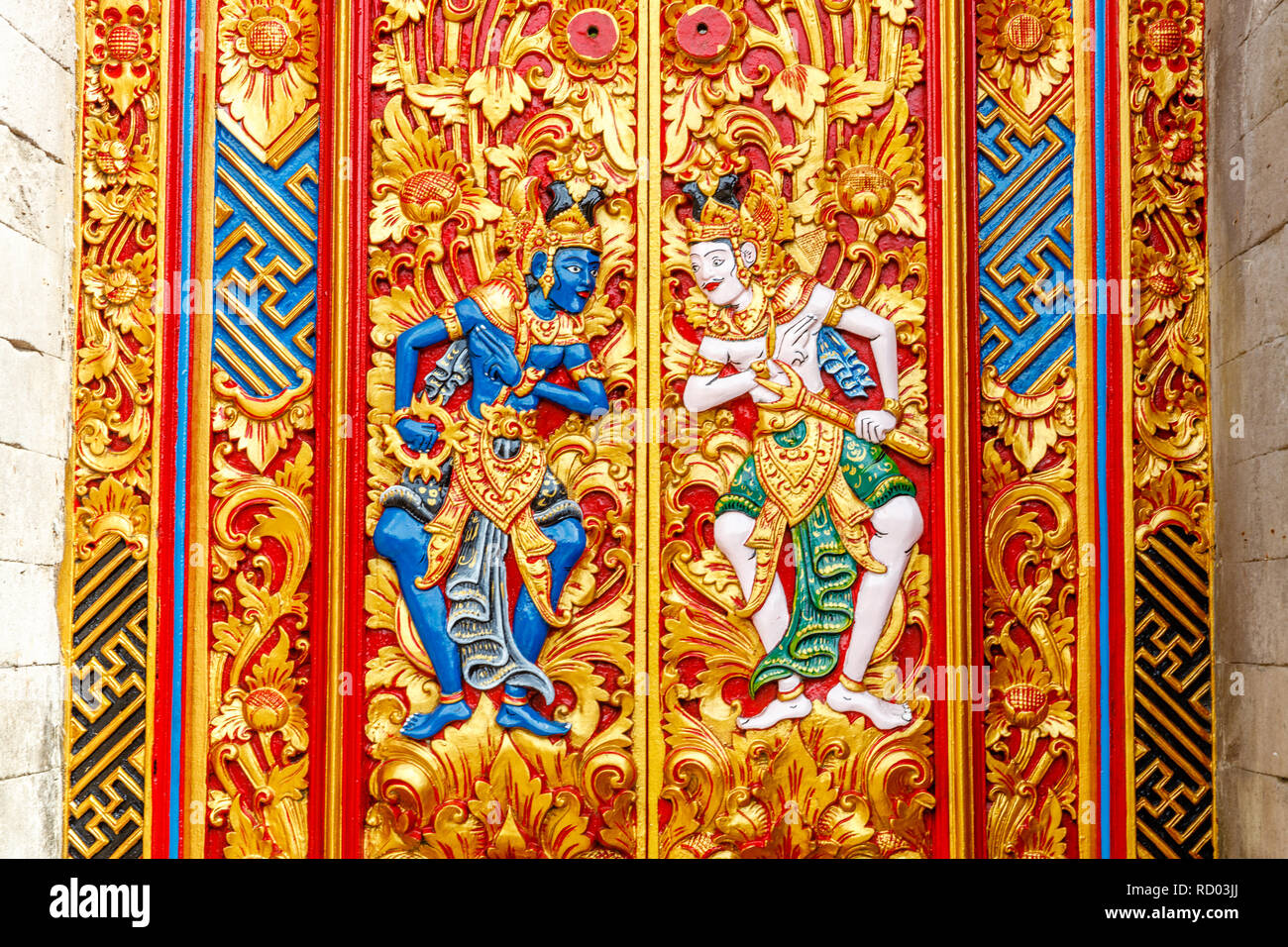 Intricate wood carving hi-res stock photography and images - Alamy