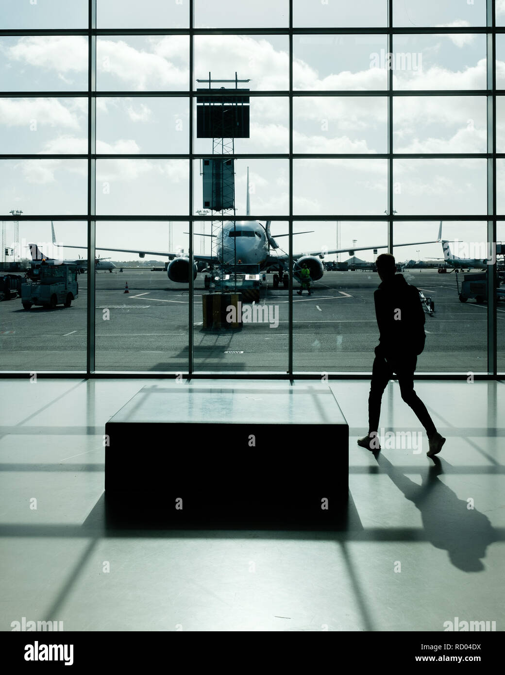 Airport trolley park hi-res stock photography and images - Alamy