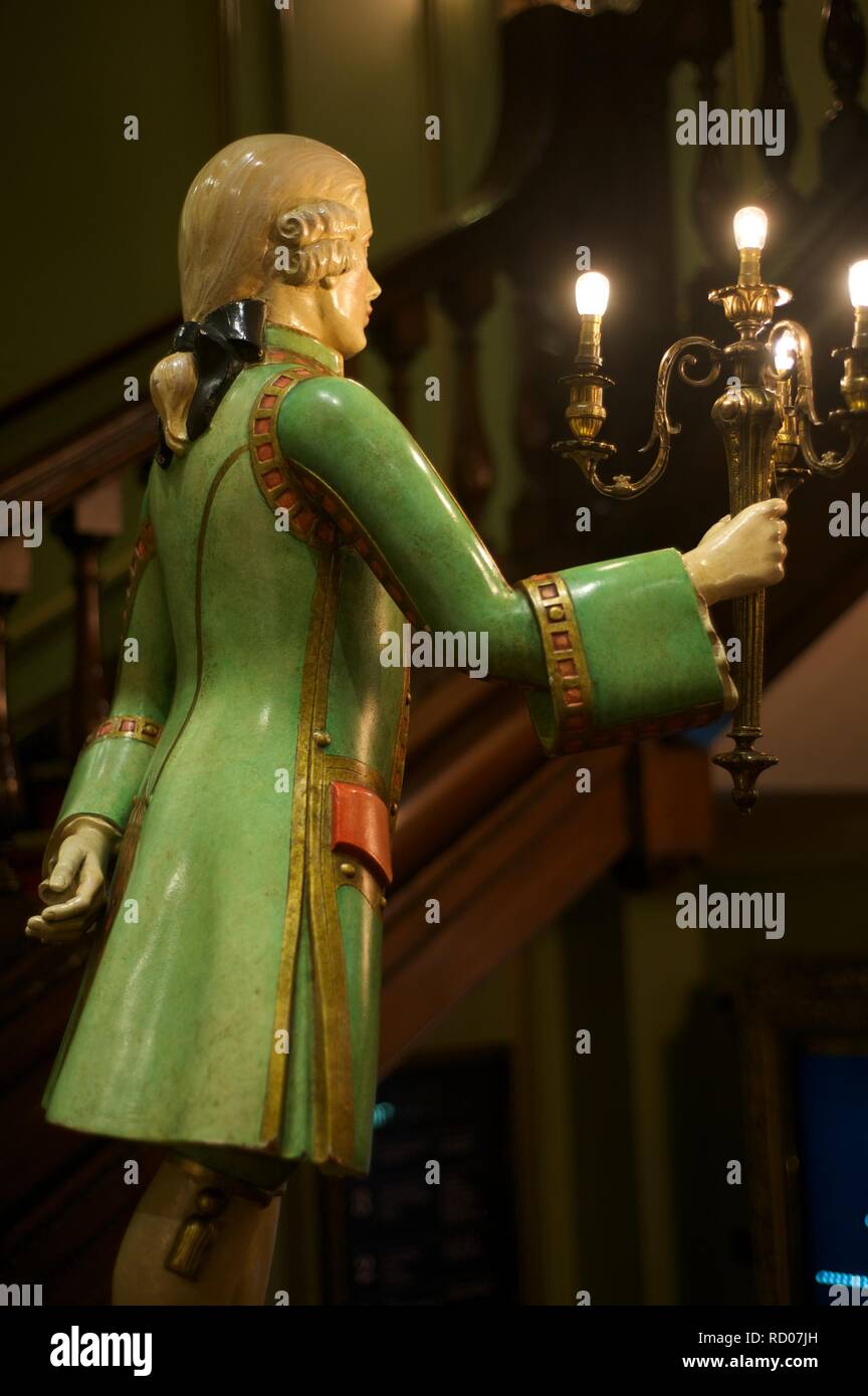 Fortnum and Mason, London Piccadilly Stock Photo - Alamy