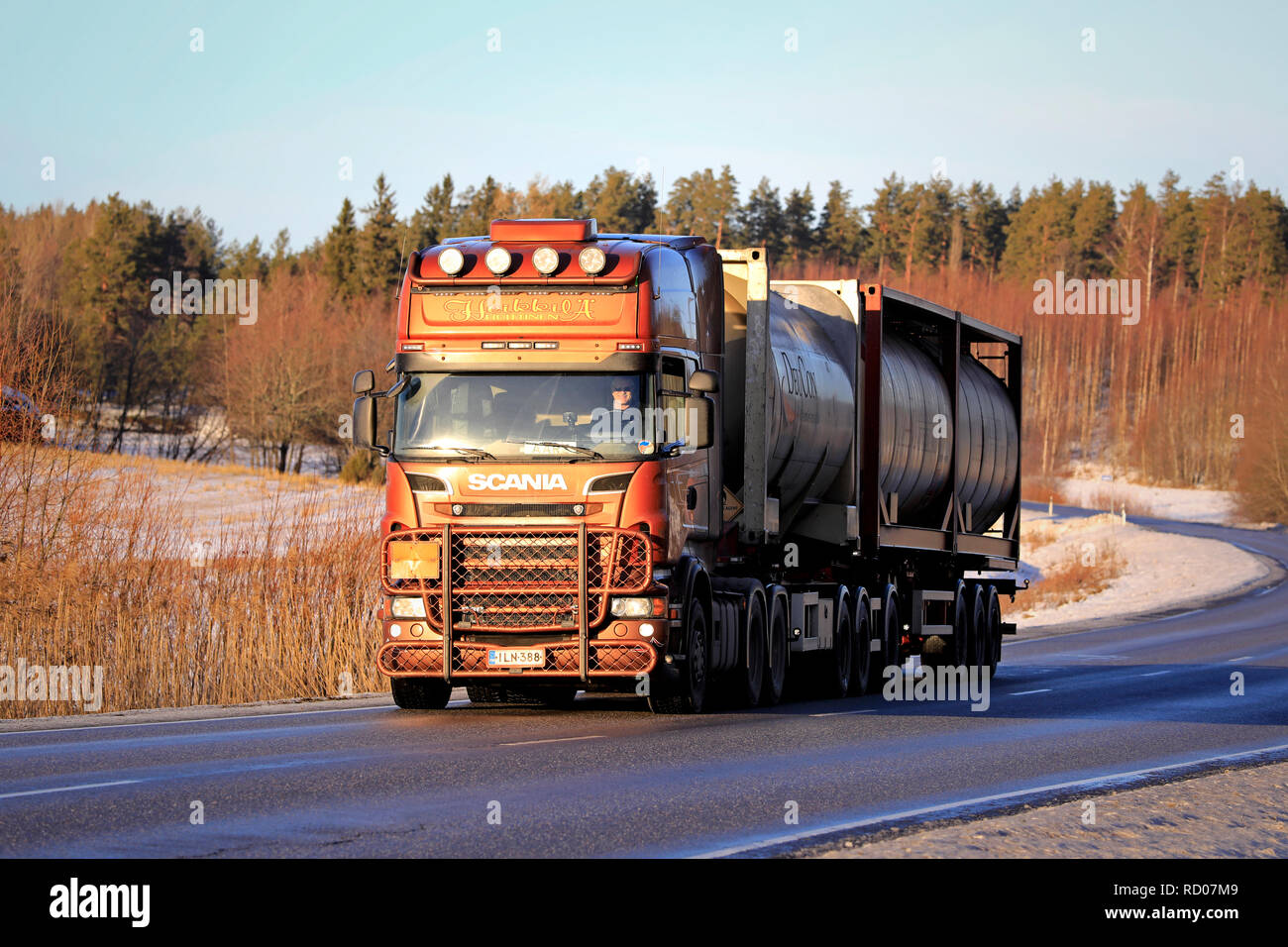 Salo, Finland - January 11, 2019: Bronze Scania R560 chemical transport ...