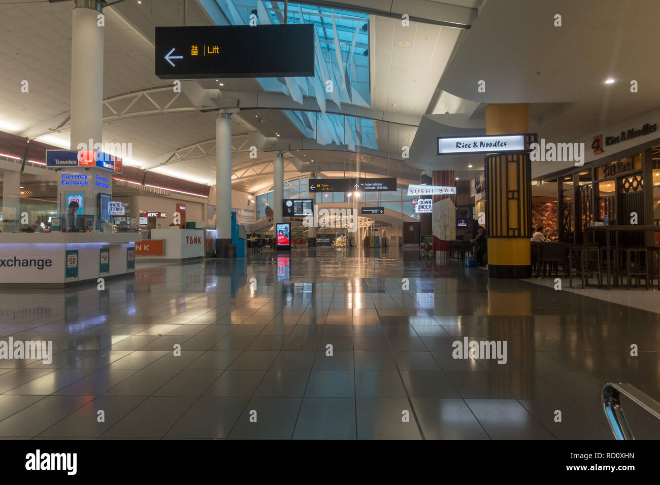 Auckland Airport International Terminal Stock Photos & Auckland Airport ...