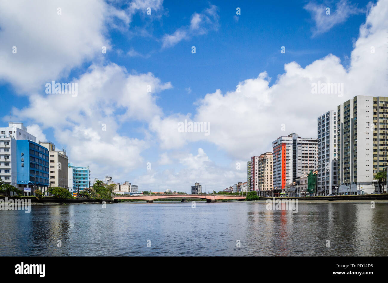 Cityscape river recife pernambuco hi-res stock photography and images ...