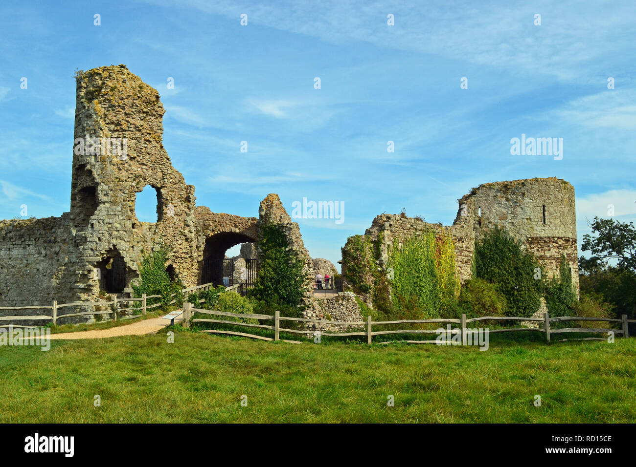 Pevensey Castle 1066 High Resolution Stock Photography and Images - Alamy