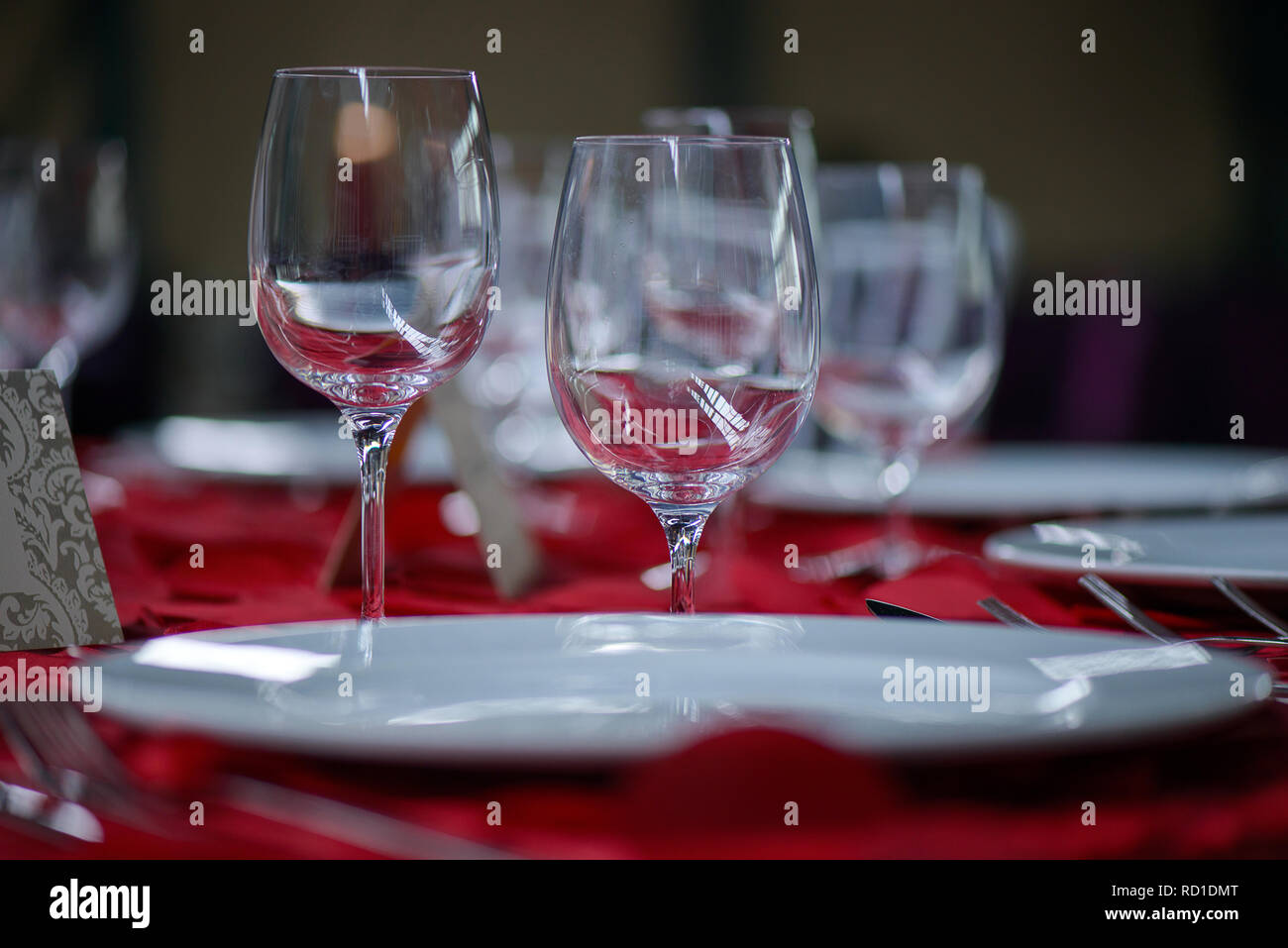 Fine dining table hi-res stock photography and images - Alamy