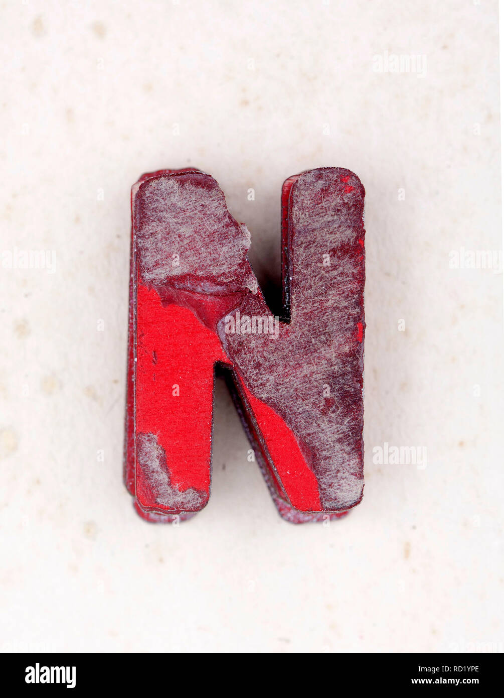 Old english letter n hi-res stock photography and images - Alamy