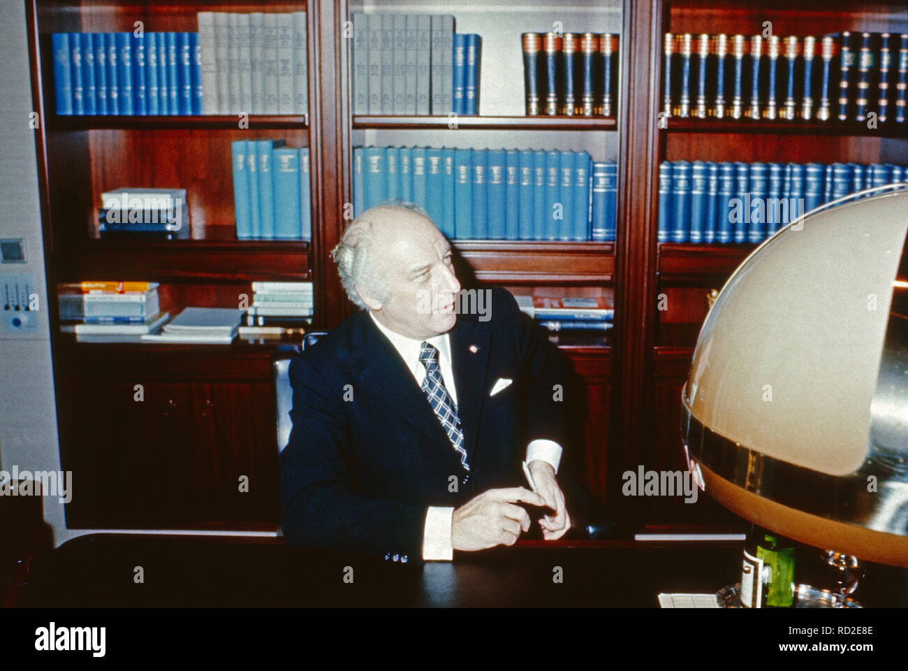 Federal president walter scheel hi-res stock photography and images - Alamy