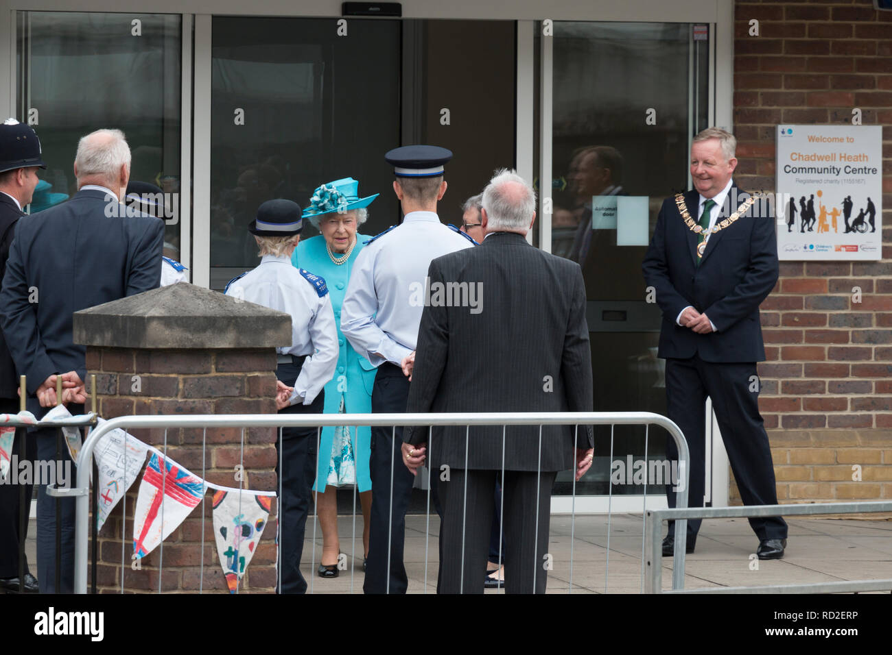 Elizabeth II queen of Britain visiting Chadwell Heath to celebrate 50th ...