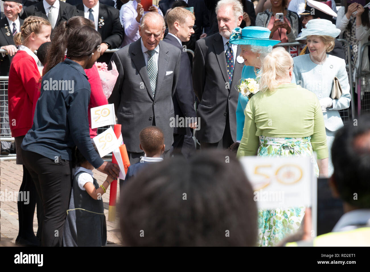 Elizabeth II queen of Britain visiting Chadwell Heath to celebrate 50th ...