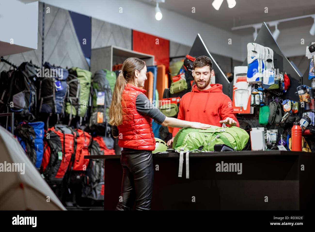 Woman and sports equipment hi-res stock photography and images - Alamy