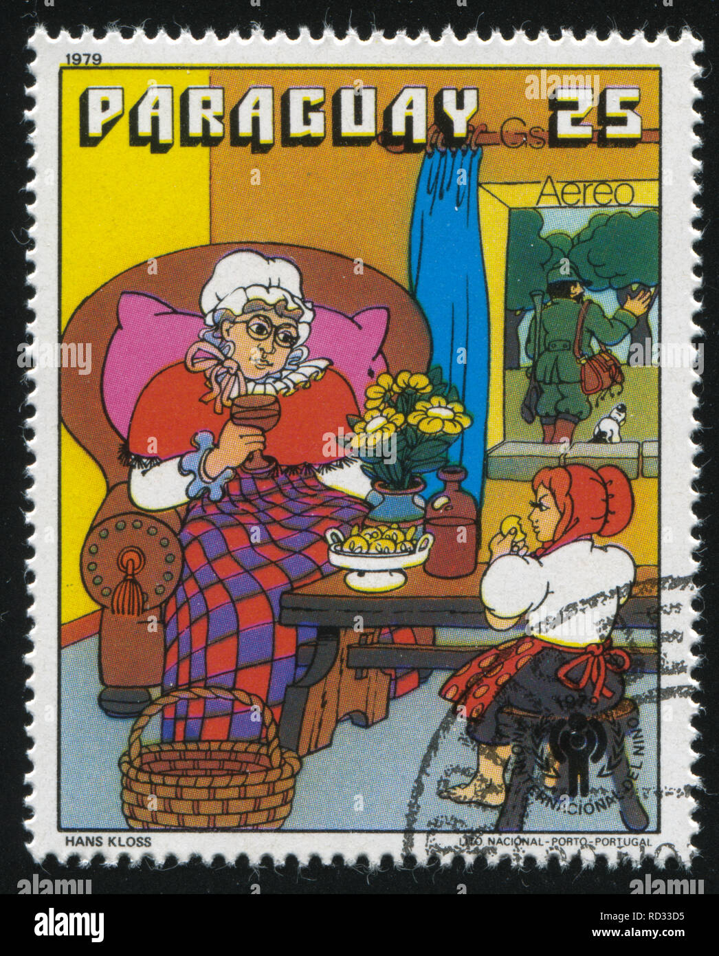 Little red riding hood book hi-res stock photography and images - Alamy