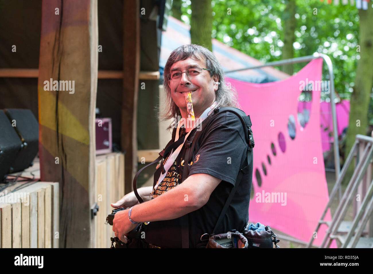 Taking a photo of a band hi-res stock photography and images - Alamy