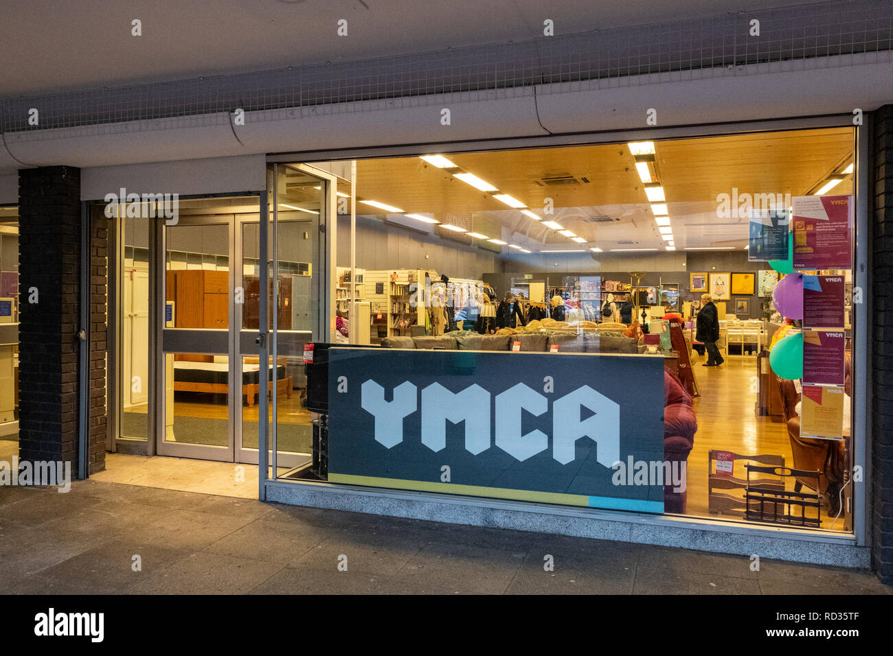 Ymca logo hi-res stock photography and images - Alamy