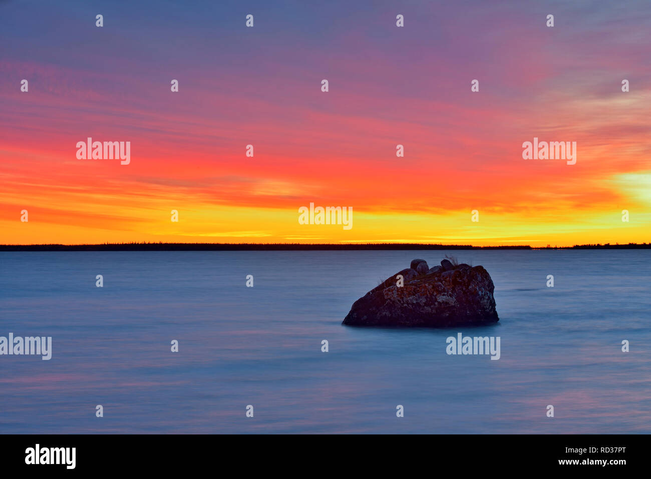 Ennadai Lake at sunrise, Arctic Haven Lodge, Ennadai Lake, Nunavut ...