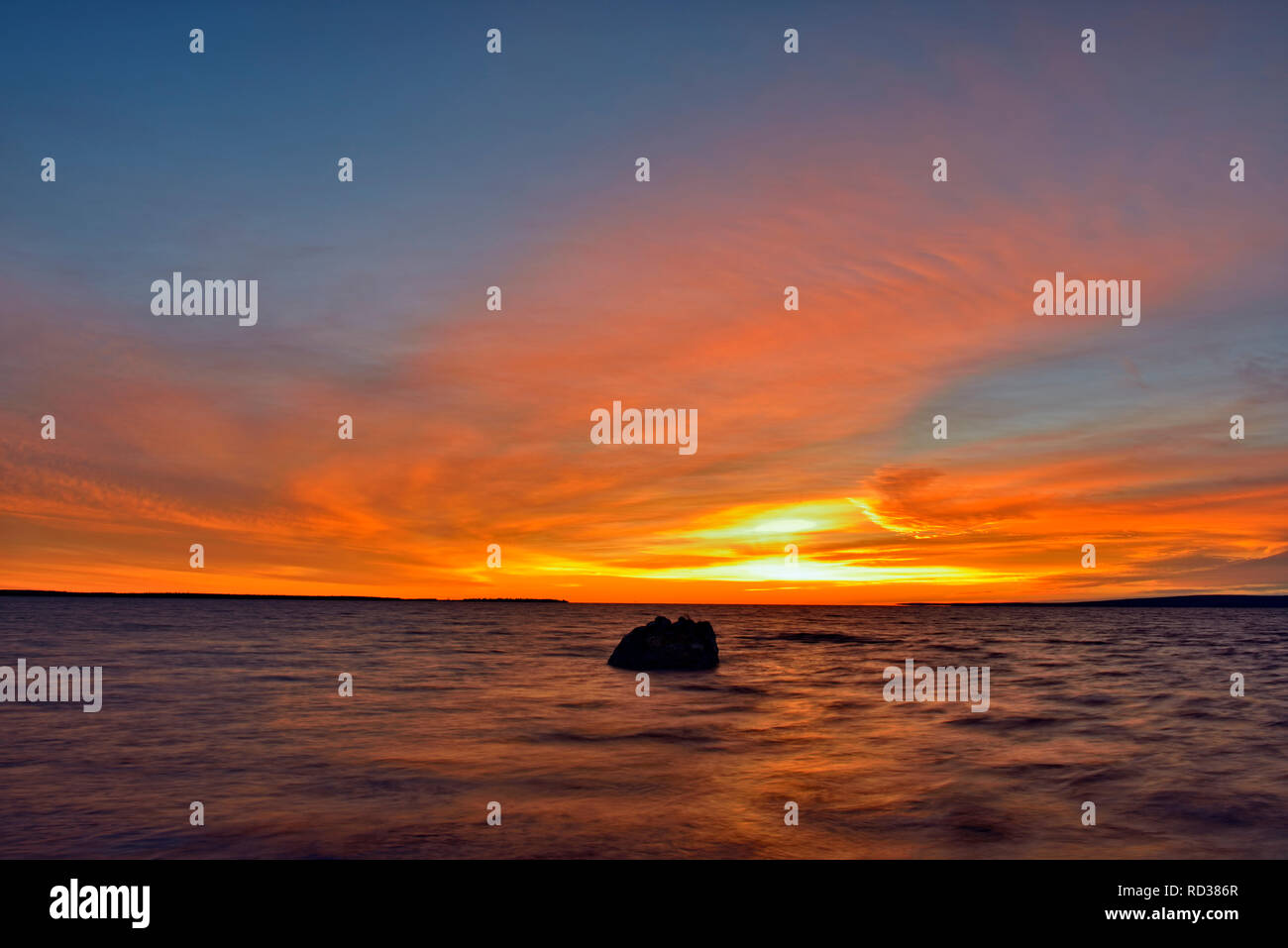 Ennadai Lake at sunrise, Arctic Haven Lodge, Ennadai Lake, Nunavut ...