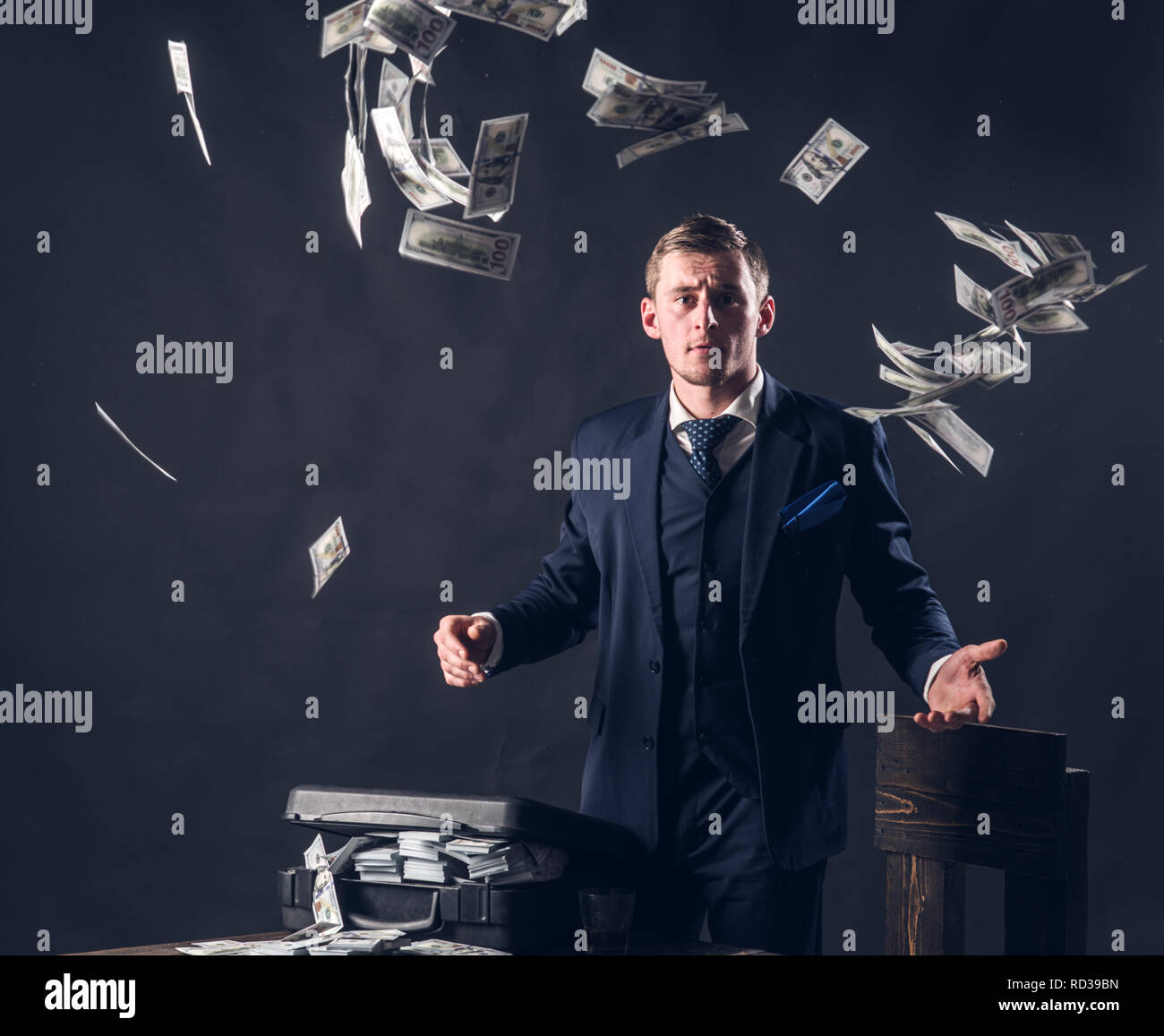 Contemporary approaches hi-res stock photography and images - Alamy