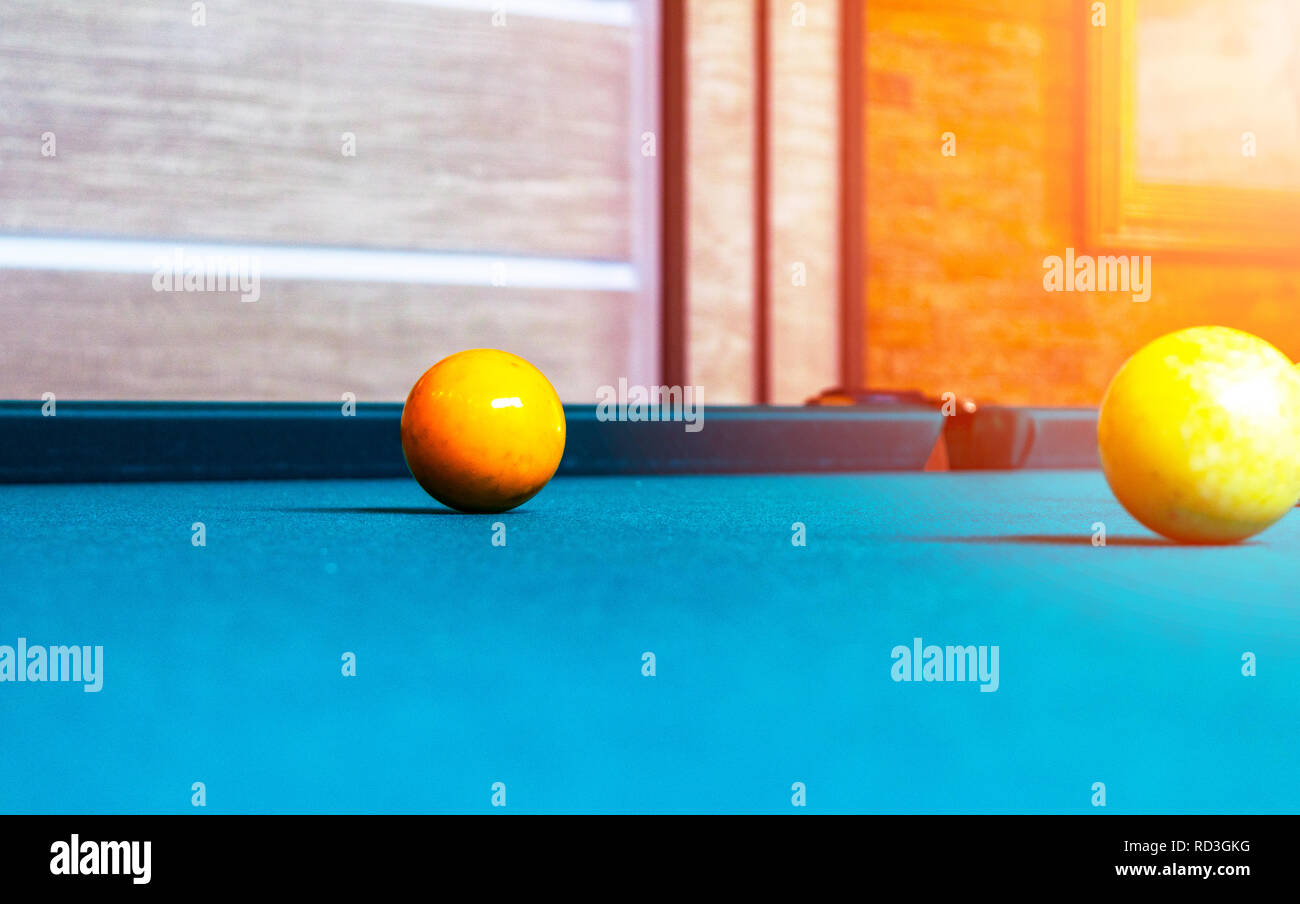 Setting up billiards table hi-res stock photography and images - Alamy
